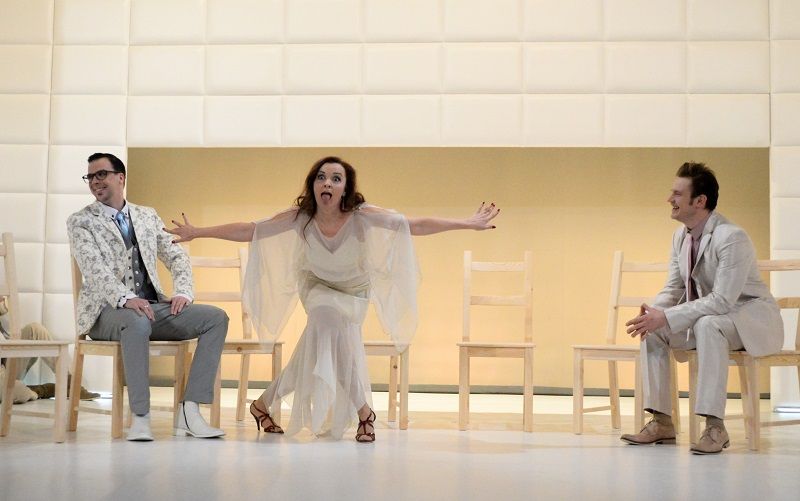 Szerdán mutatják be a Mizantrópot Kisvárdán – Felvidék.ma